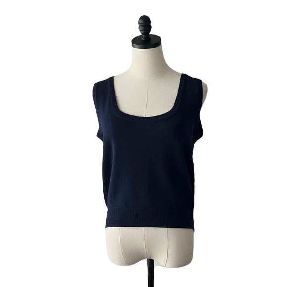 St. John | Tops | St John Santana Knit Crop Tank Shell In Navy Large ...